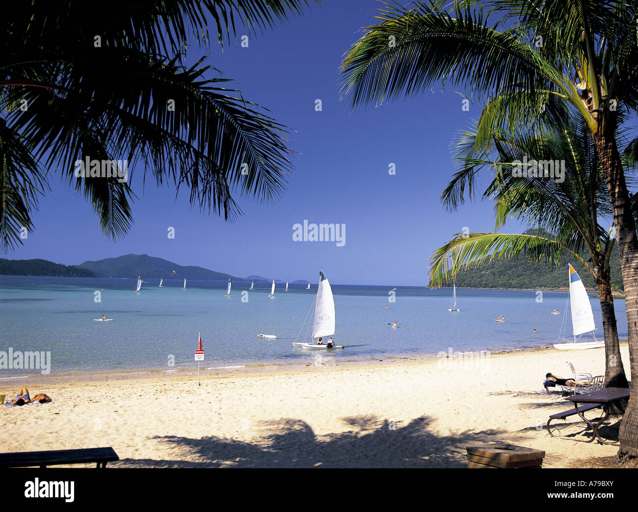 Hamilton island beach queensland hi-res stock photography and images ...