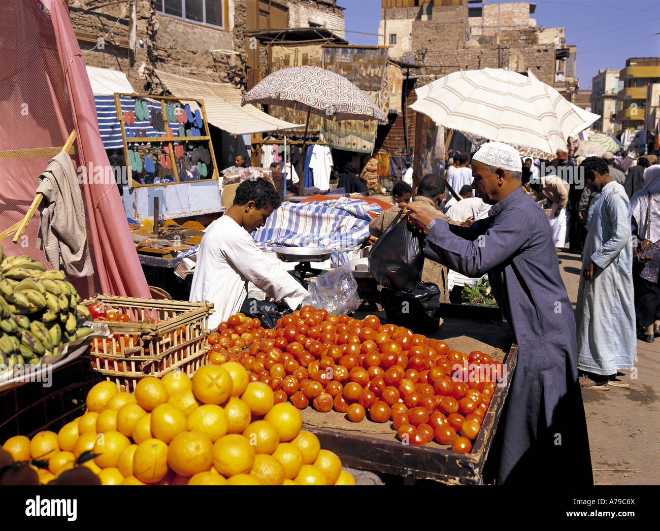 Souk market Aswan Egypt Stock Photo - Alamy