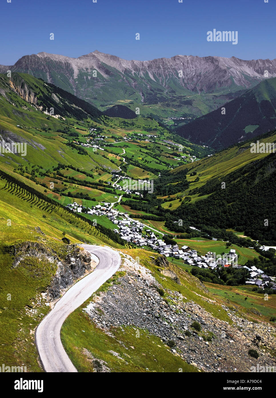 Col de la croix de fer hi-res stock photography and images - Alamy