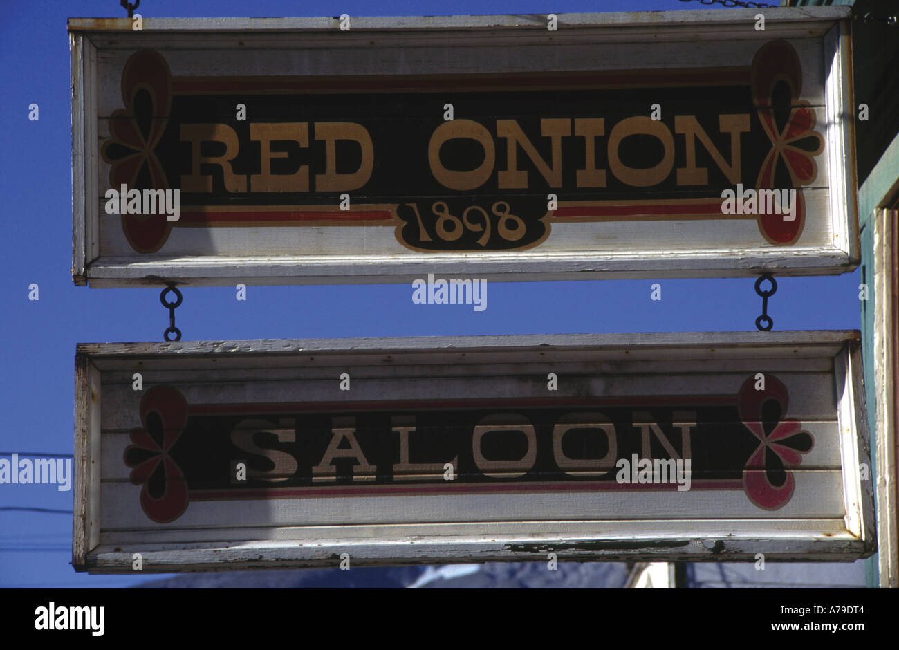 Saloon bar america 19th century hi-res stock photography and images - Alamy