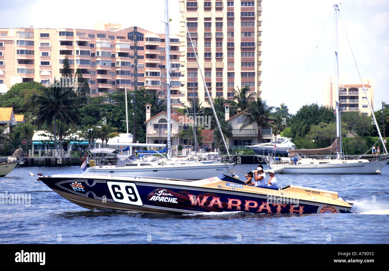 Palm Beach speed boat Florida Mansion Villa Stock Photo - Alamy