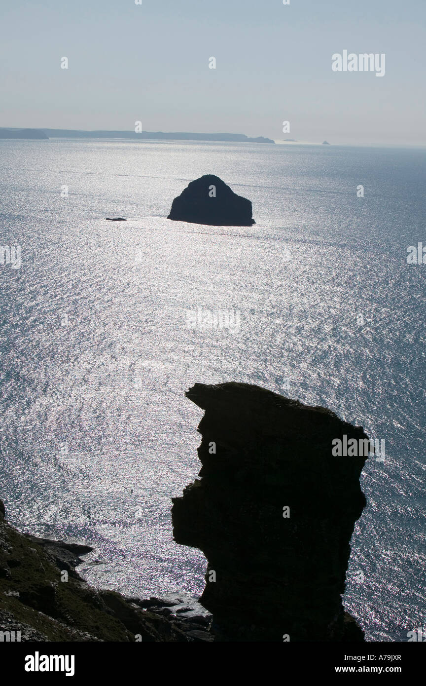 Gull Rock, off Trebarwick Strand, near Tintagel, cornwall, UK Stock ...