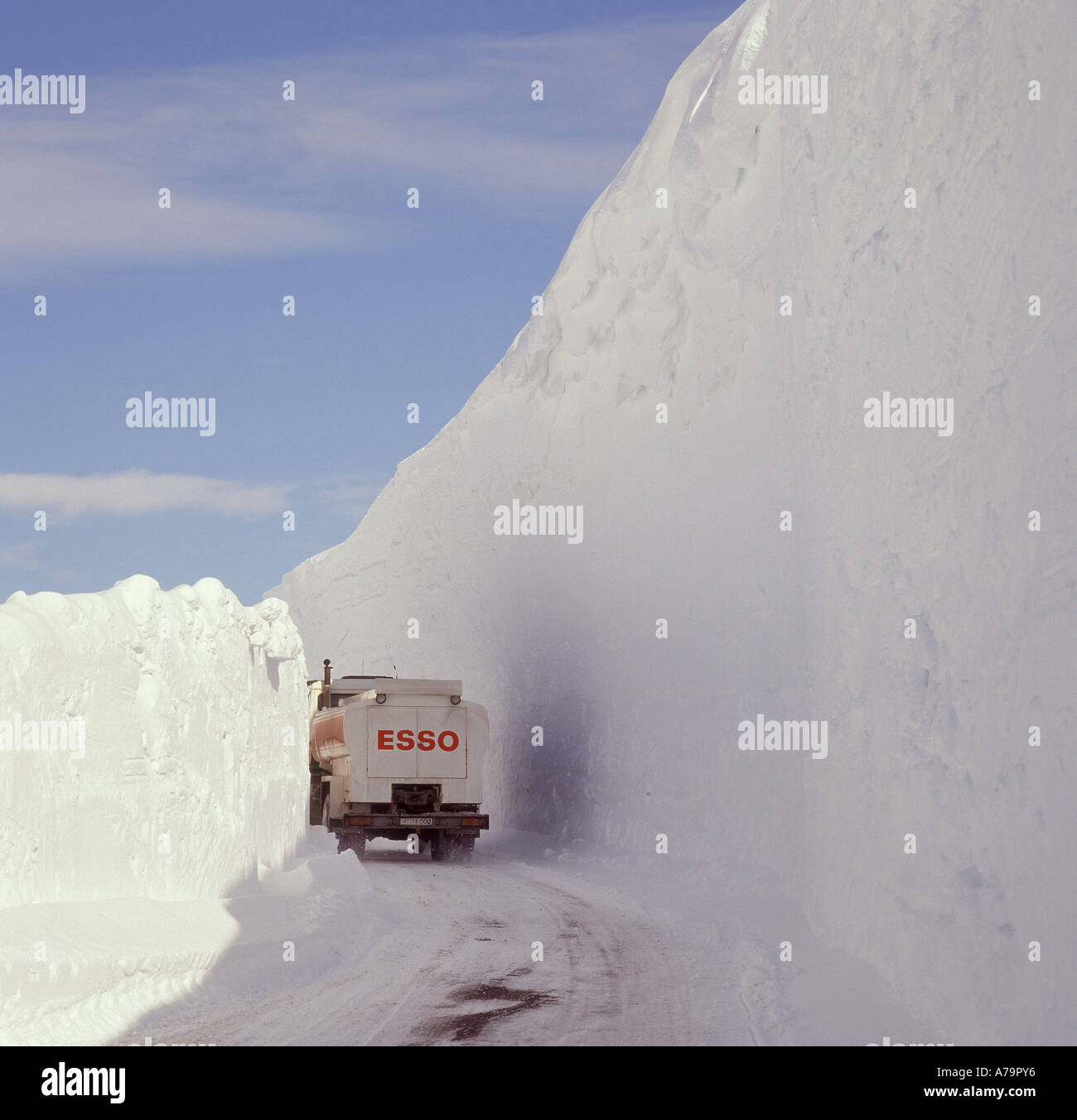 Esso oil truck hi-res stock photography and images - Alamy