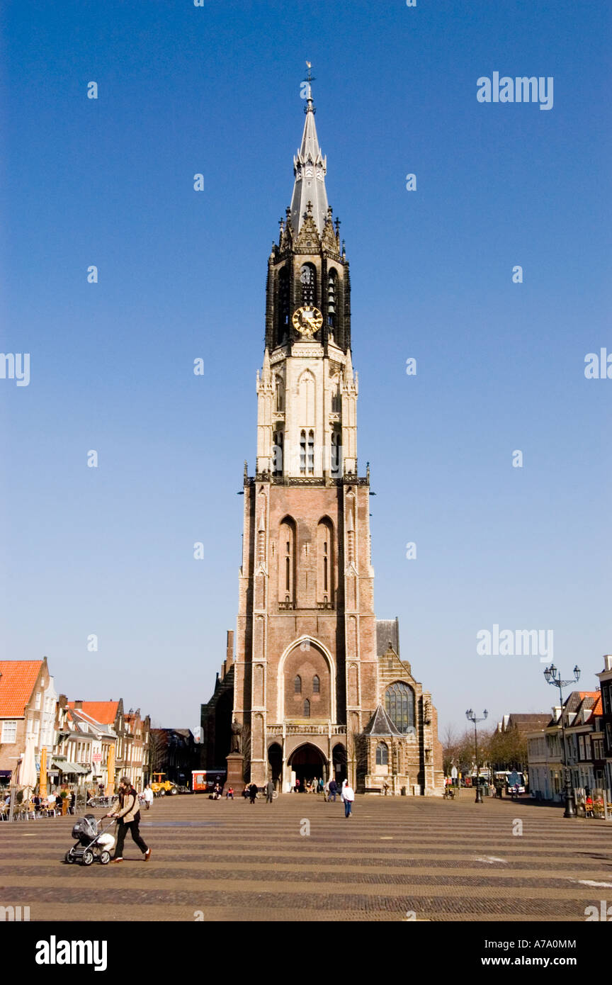 Tall New Church or Nieuwe Kerk and blue sky background Markt Market ...