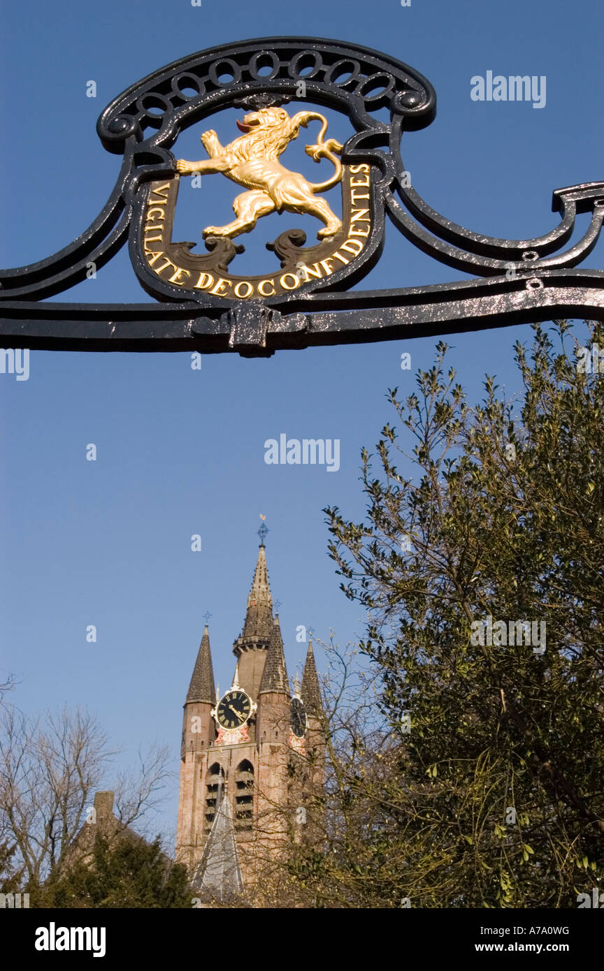 Crest tower hi-res stock photography and images - Alamy