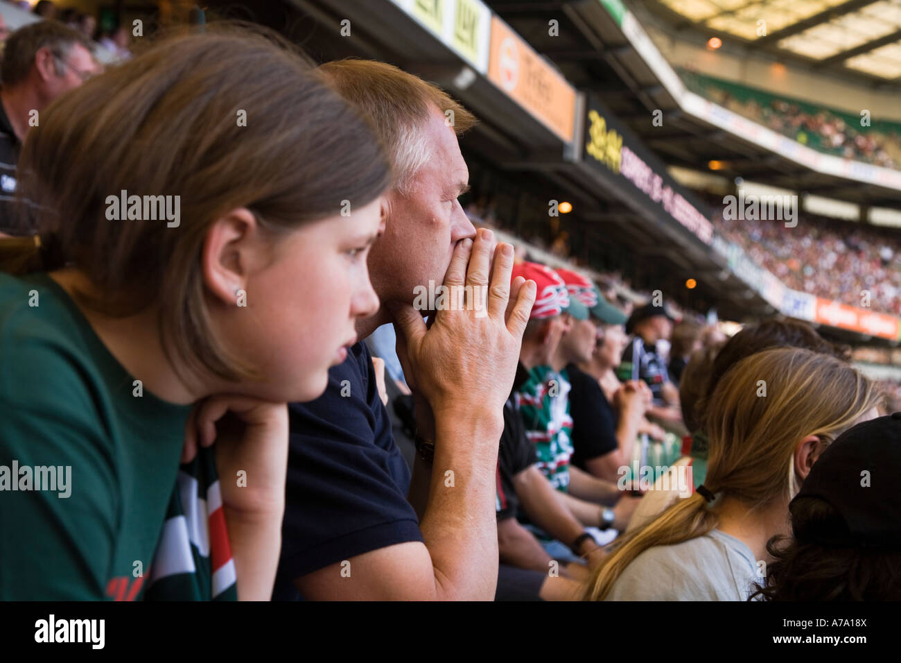 Welsh rugby fans happy hi-res stock photography and images - Alamy