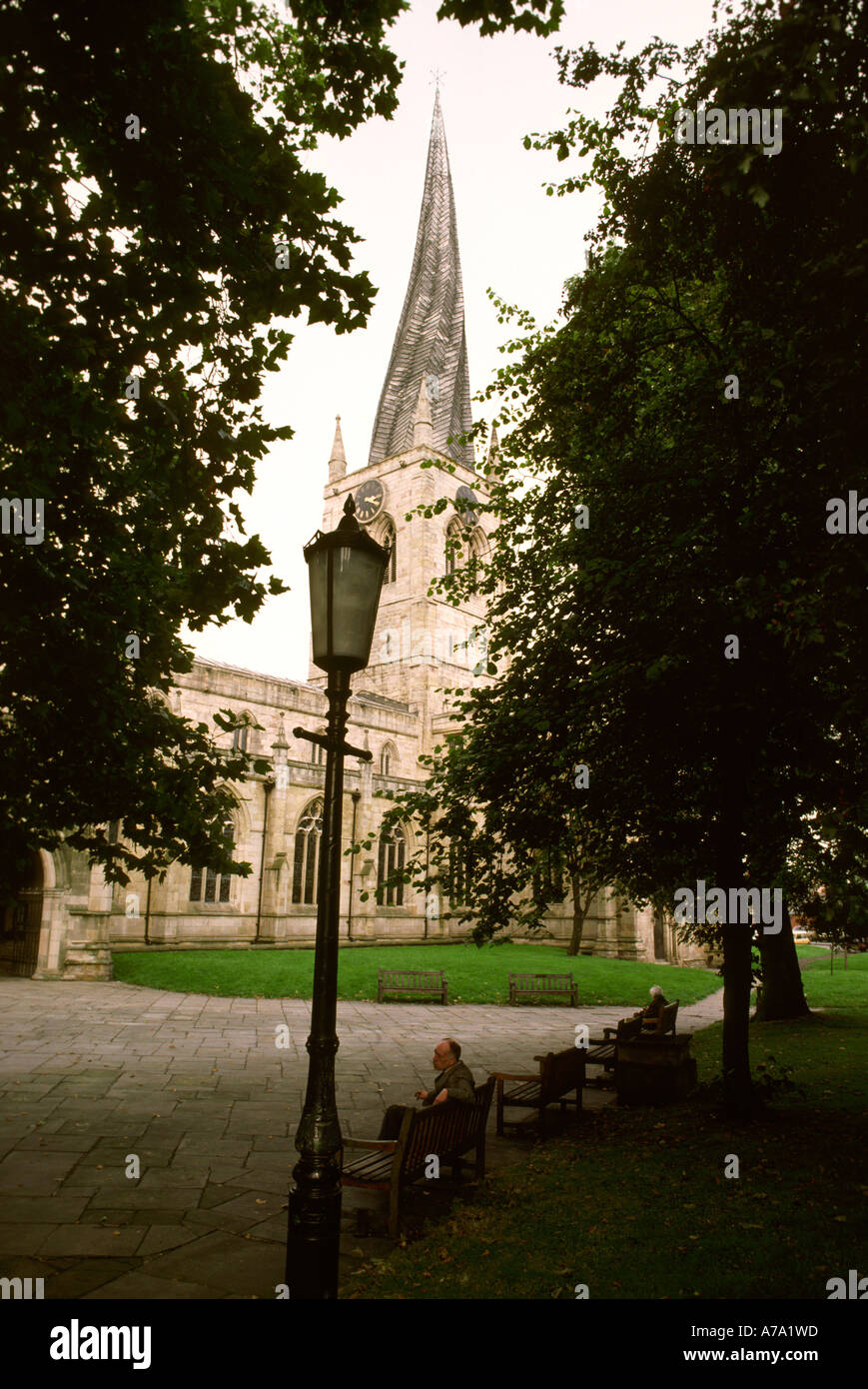 Derbyshire Chesterfield cathedral twisted spire Stock Photo - Alamy