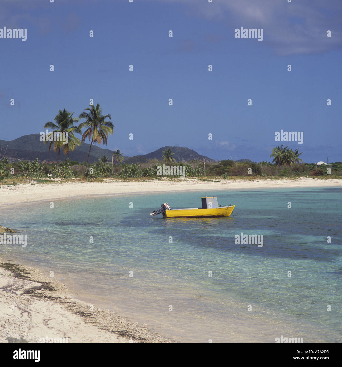 Antigua beach and fishing hi-res stock photography and images - Alamy