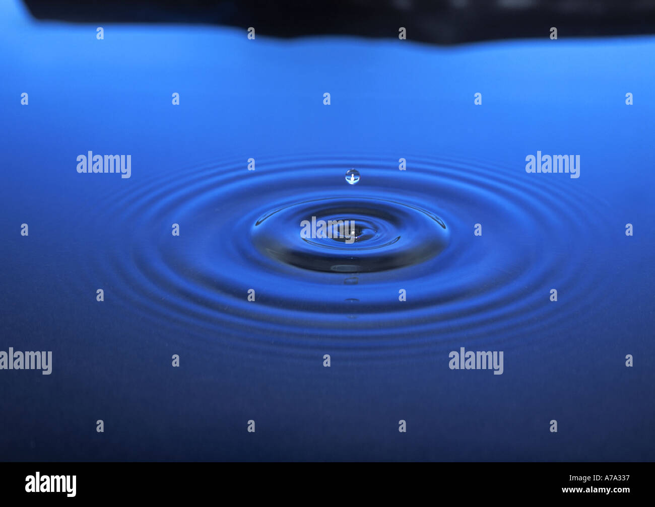 Eternal geometry hi-res stock photography and images - Alamy