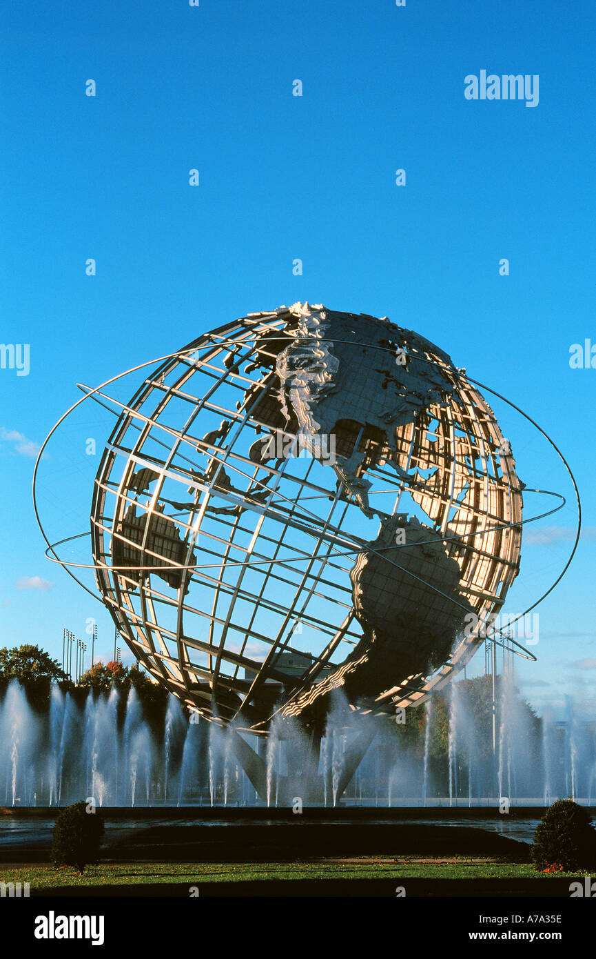 Unisphere fountains hi-res stock photography and images - Alamy