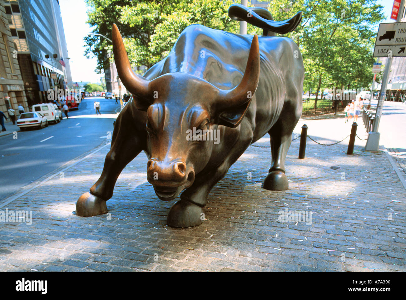 Wall Street Bull Manhattan New York Stock Photo - Alamy
