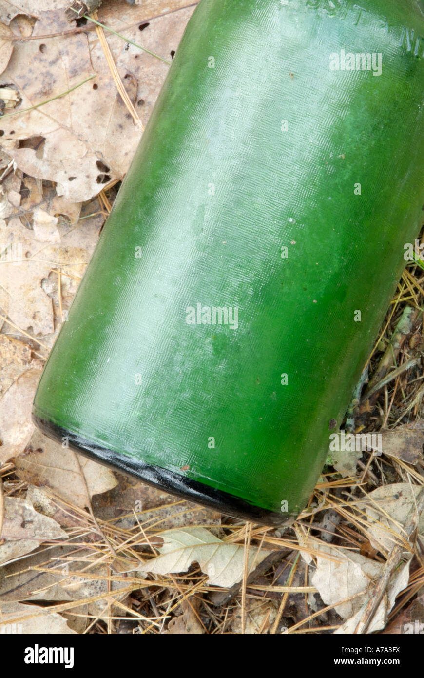 Litter dumped near a hiking trail Stock Photo - Alamy