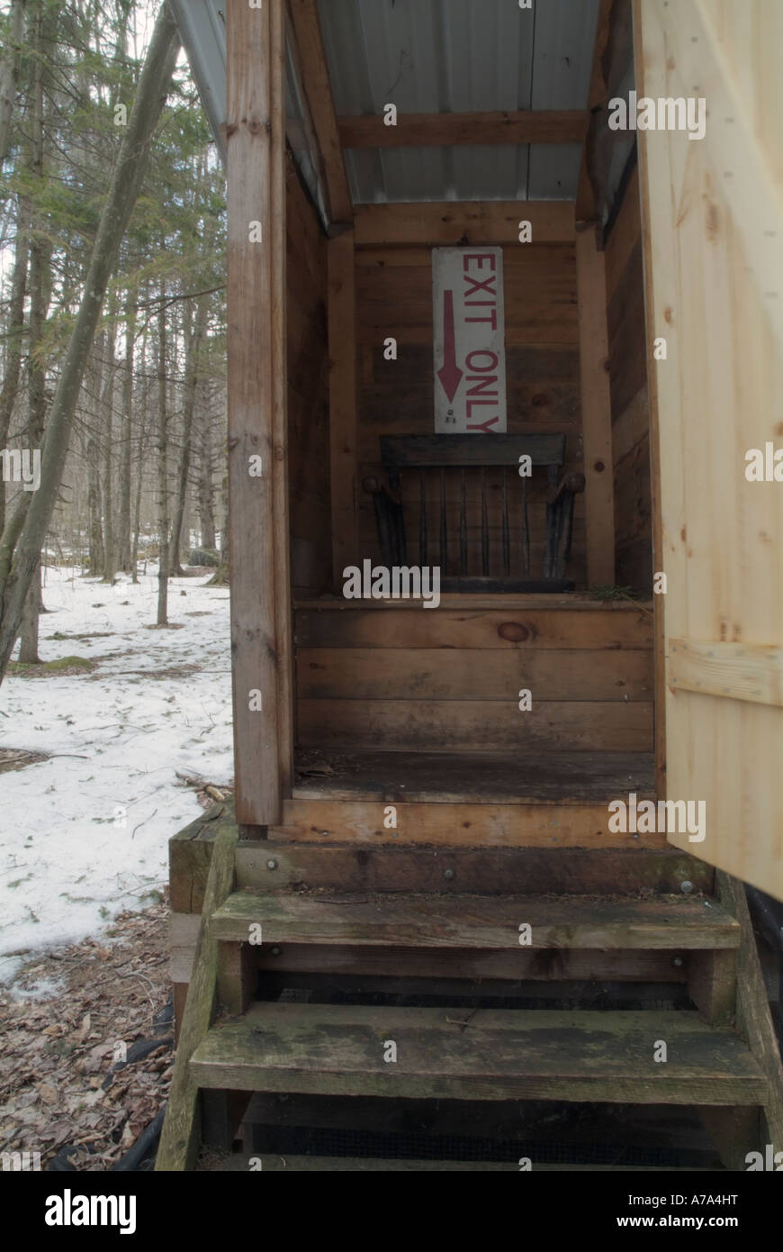 Appalachian Trail - The privy at Trapper John Shelter in New Hampshire ...