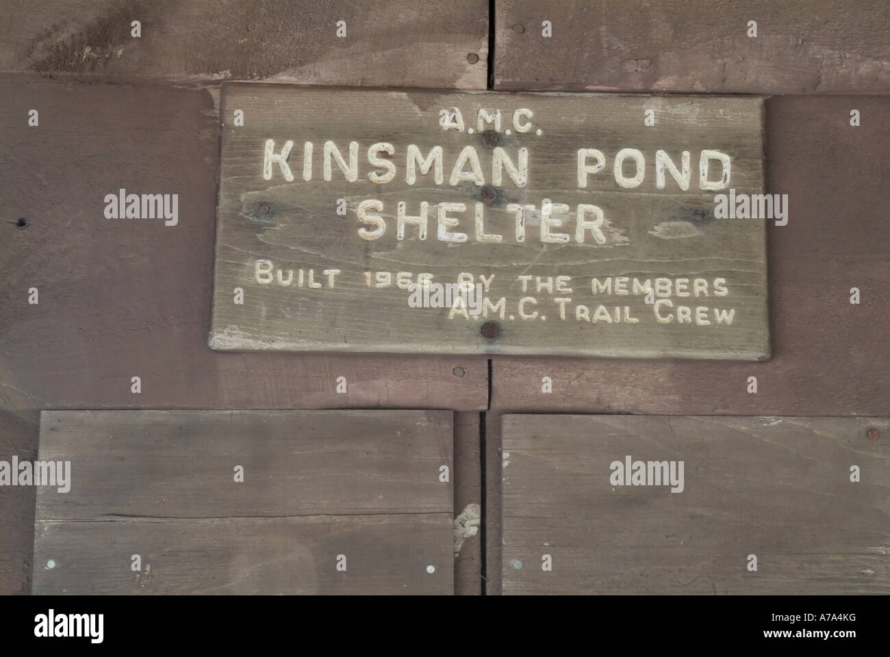 Adirondack shelter hi-res stock photography and images - Alamy