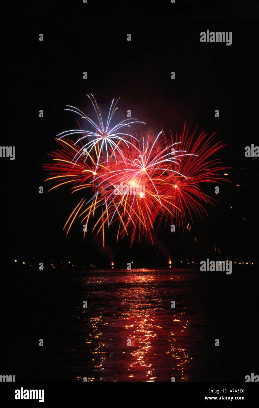 Firworks hi-res stock photography and images - Alamy