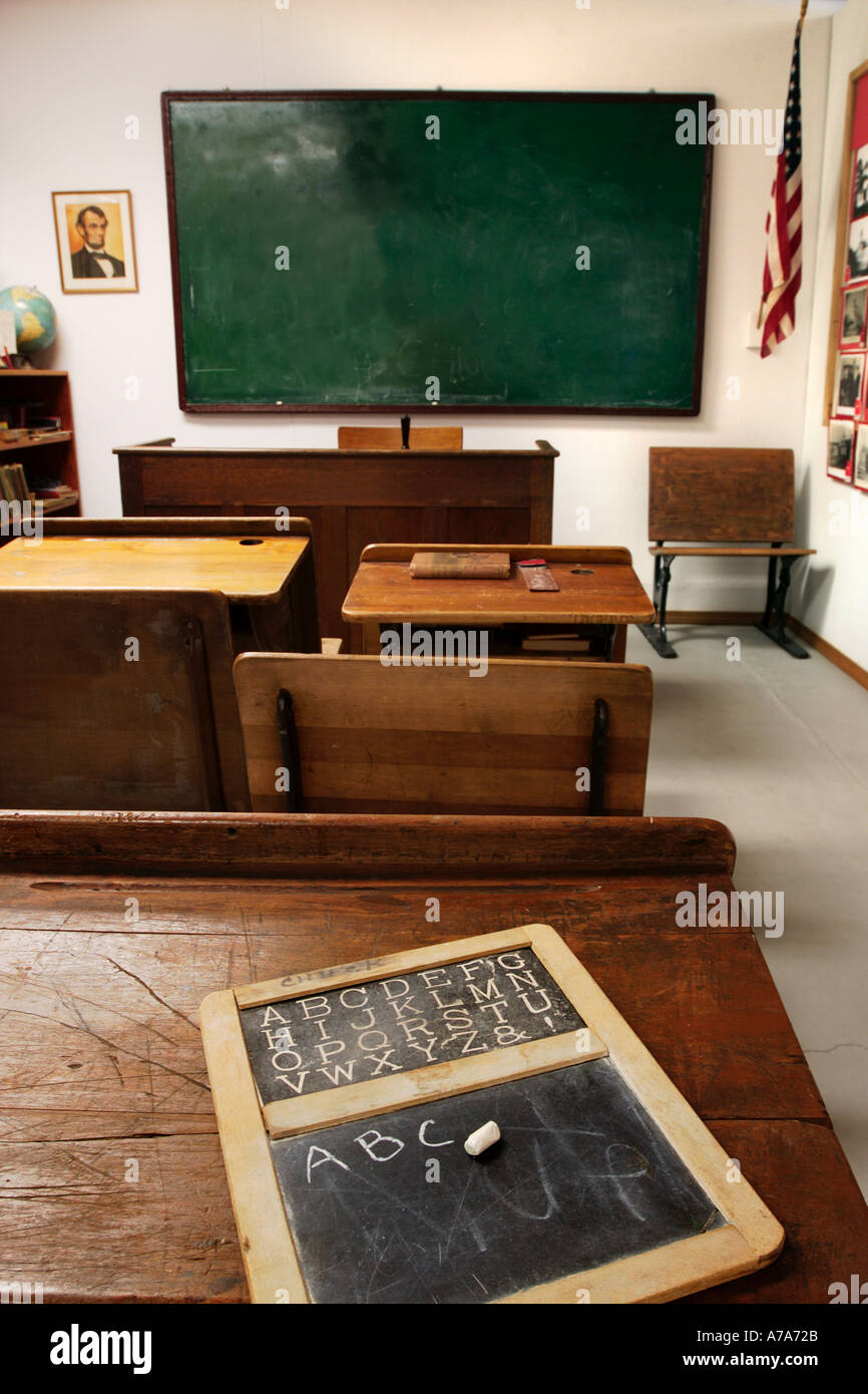 old school room Stock Photo - Alamy