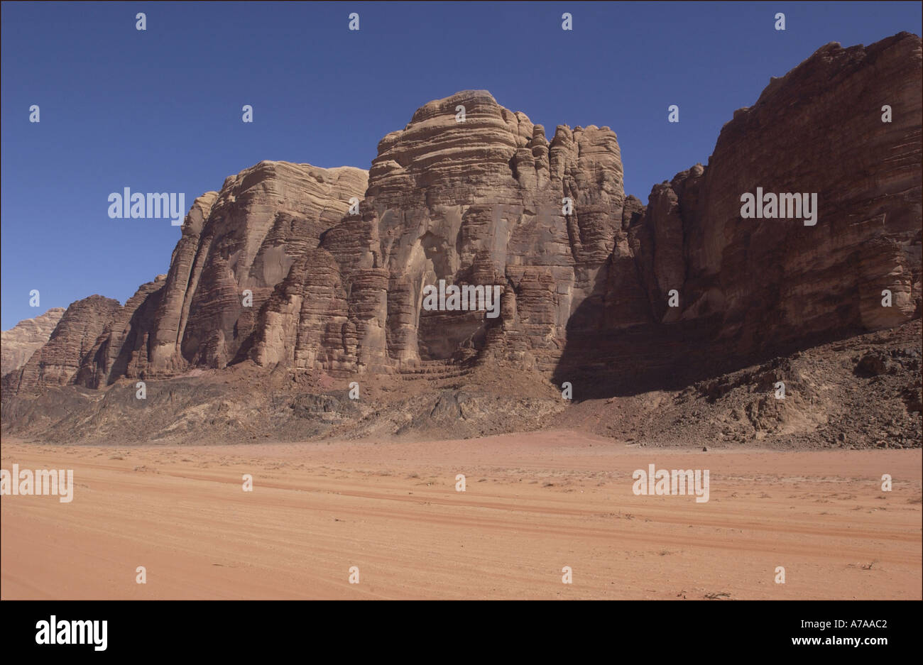 Rock formation desert Jordan Stock Photo - Alamy