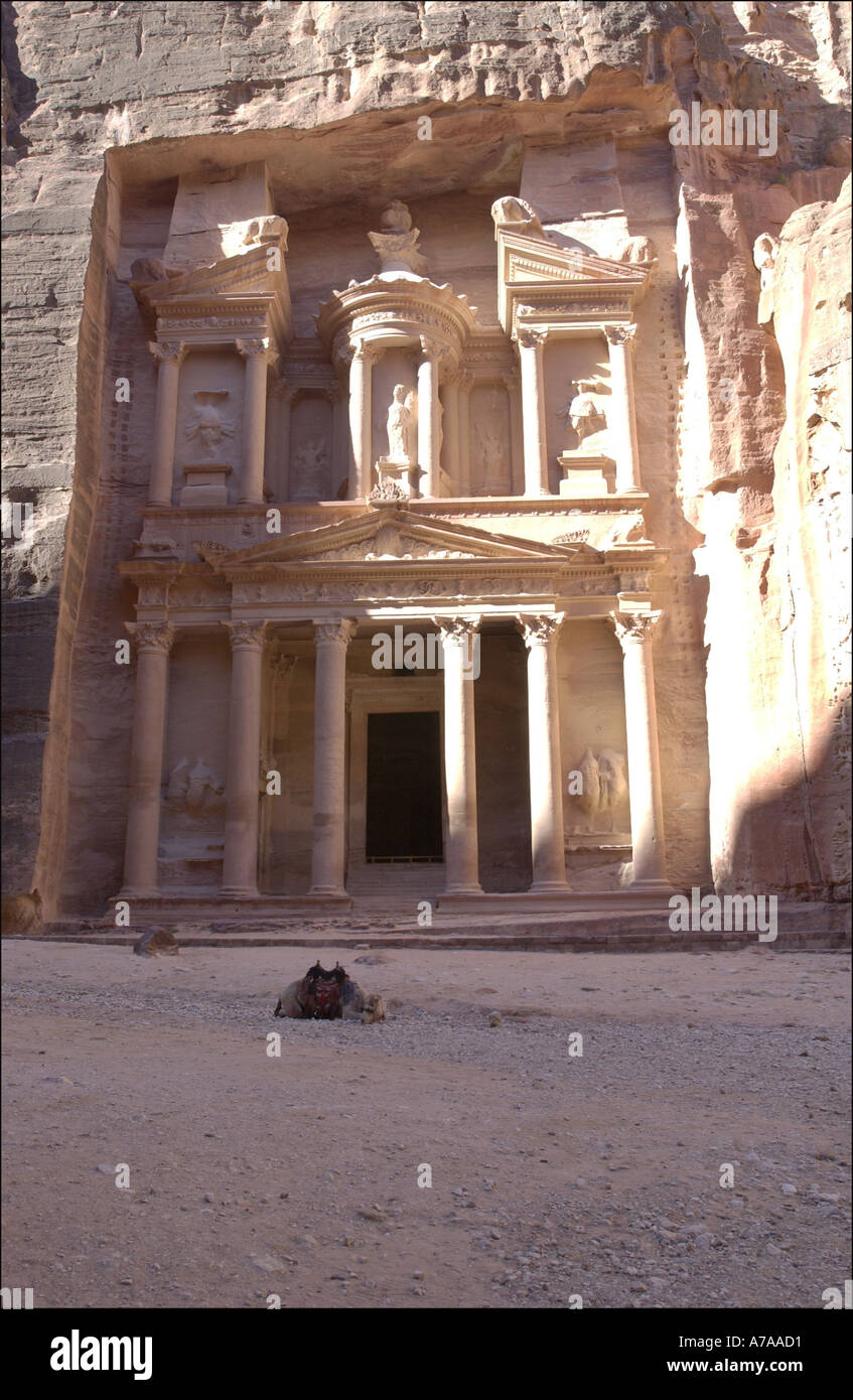 Treasury Petra Jordan Stock Photo - Alamy