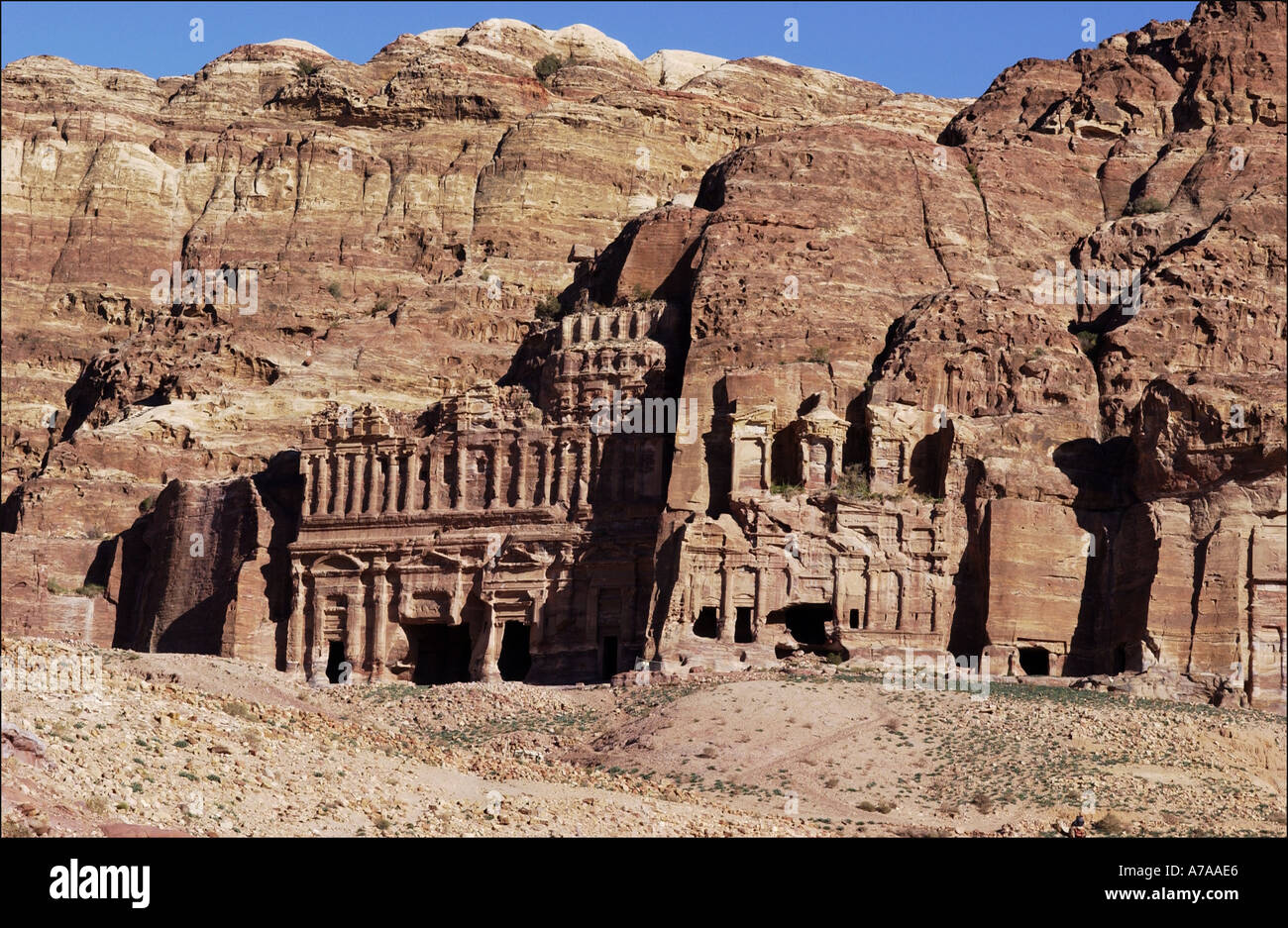 palace tomb, petra Jordan Stock Photo - Alamy