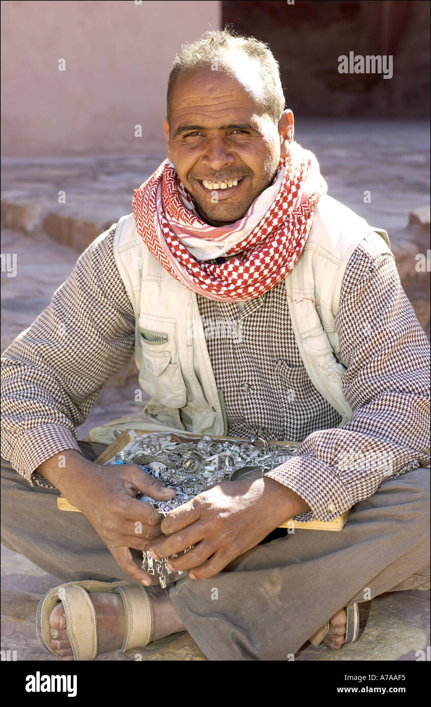 Traditional jordanian dress hi-res stock photography and images - Alamy