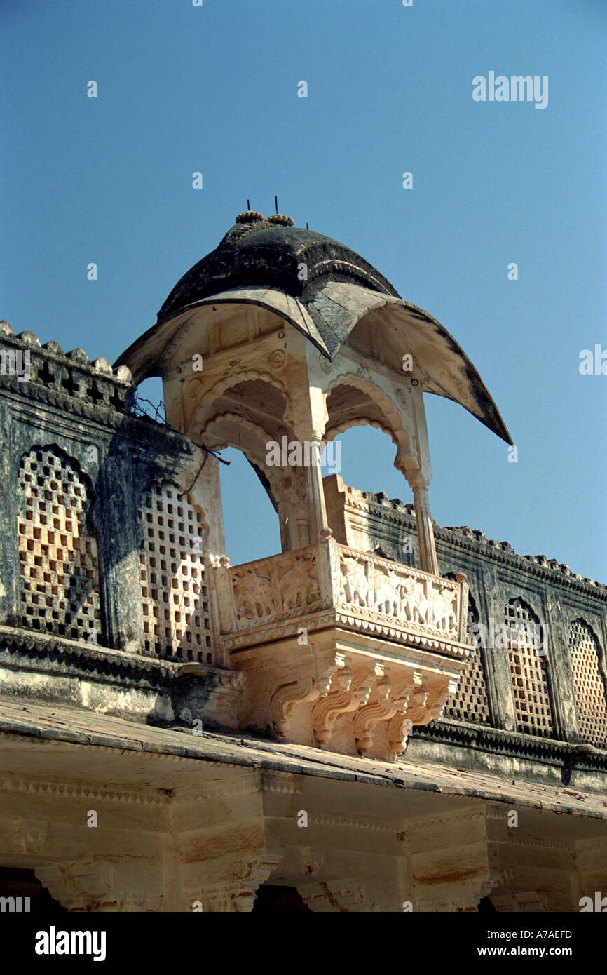 Chattar hi-res stock photography and images - Alamy