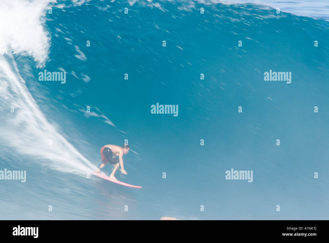 Surfing at Pipeline, North Shore, Oahu, Hawaii Stock Photo - Alamy