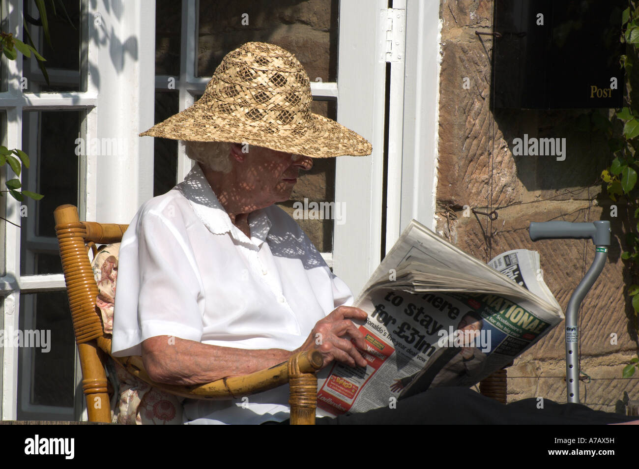 Old granny hi-res stock photography and images - Alamy