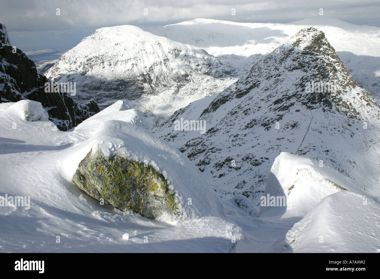 Tryfan Mountain and Yr Ole Wen in Snow Snowdonia North West Wales Stock ...