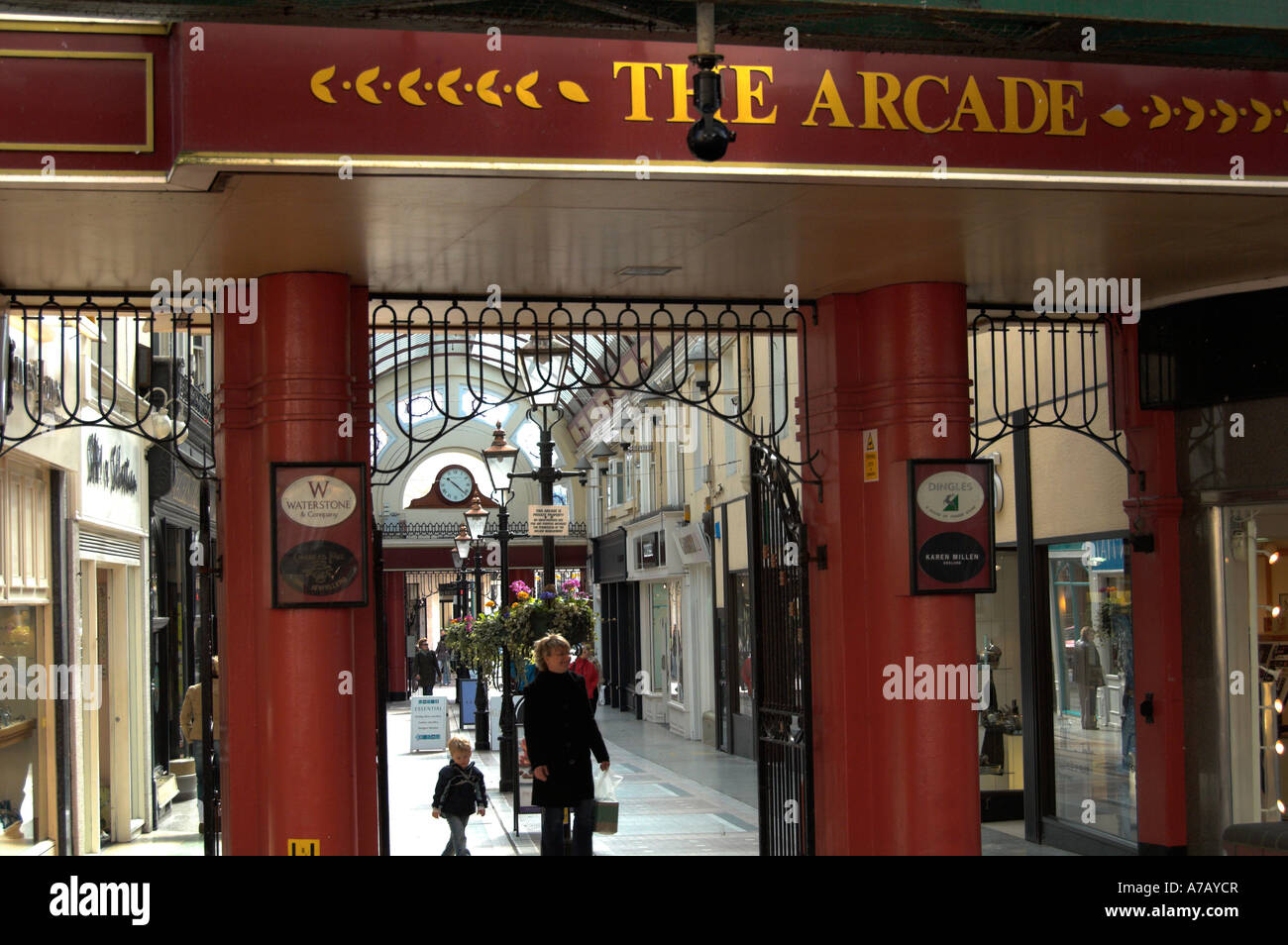 The Arcade Bournemouth Town Centre Stock Photo - Alamy