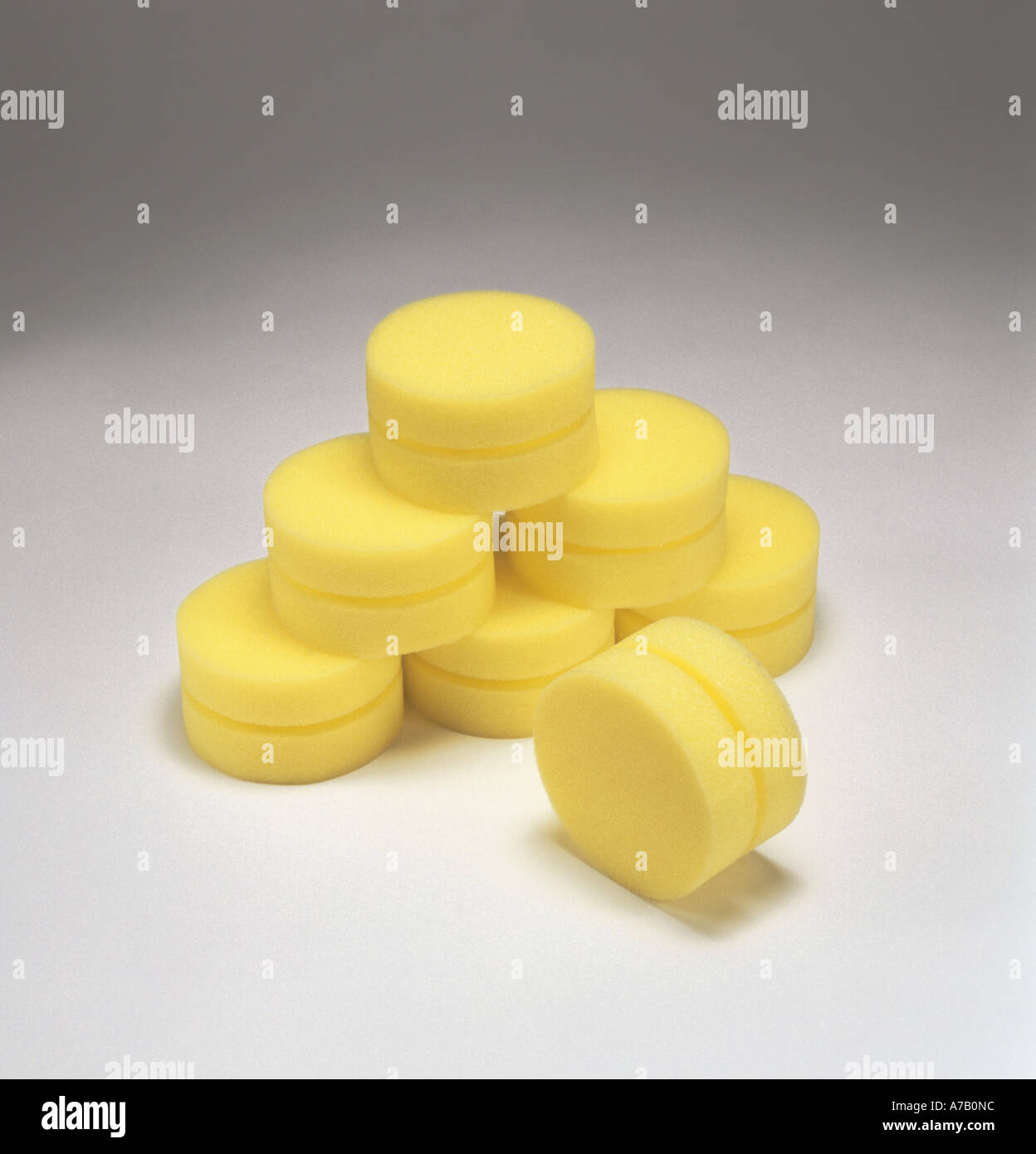 Circular sponge hi-res stock photography and images - Alamy
