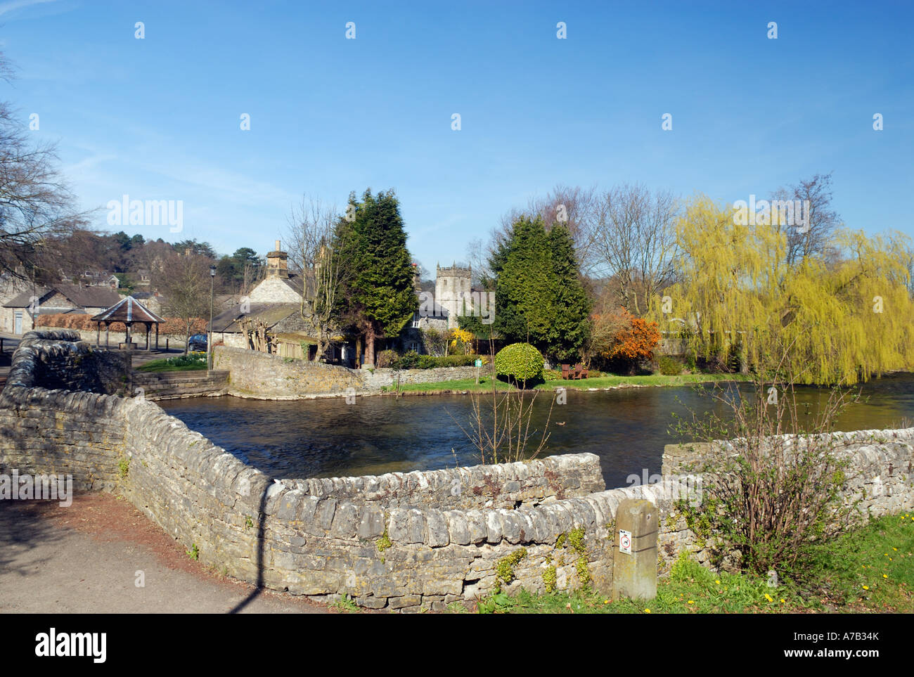 Ashford in water bridge hi-res stock photography and images - Alamy