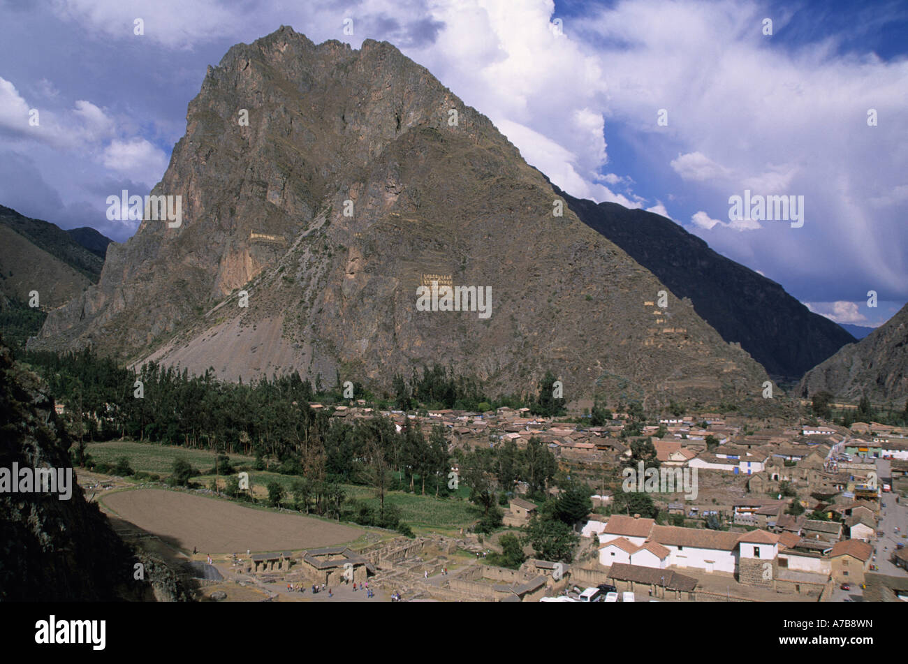 Peru Local Caption Urabamba Valley Royal Burial Site Stock Photo - Alamy
