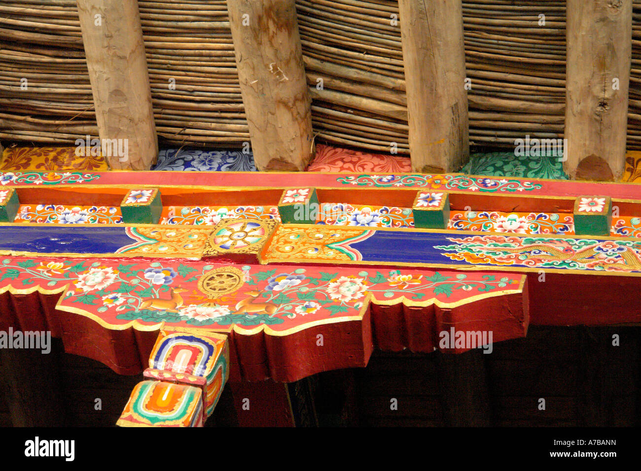 temple detail old leh Stock Photo - Alamy