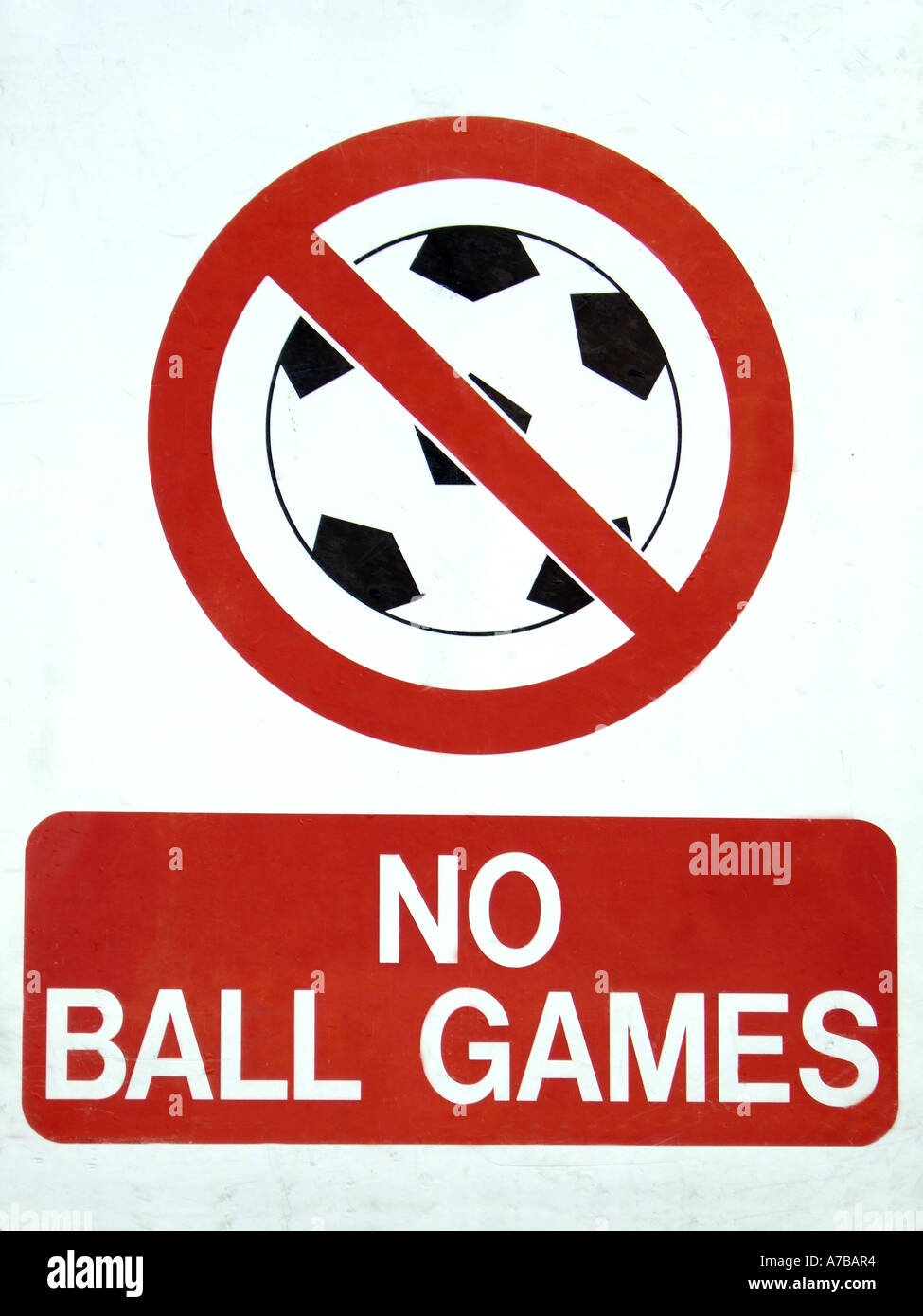 Soccer sign no ball games hi-res stock photography and images - Alamy