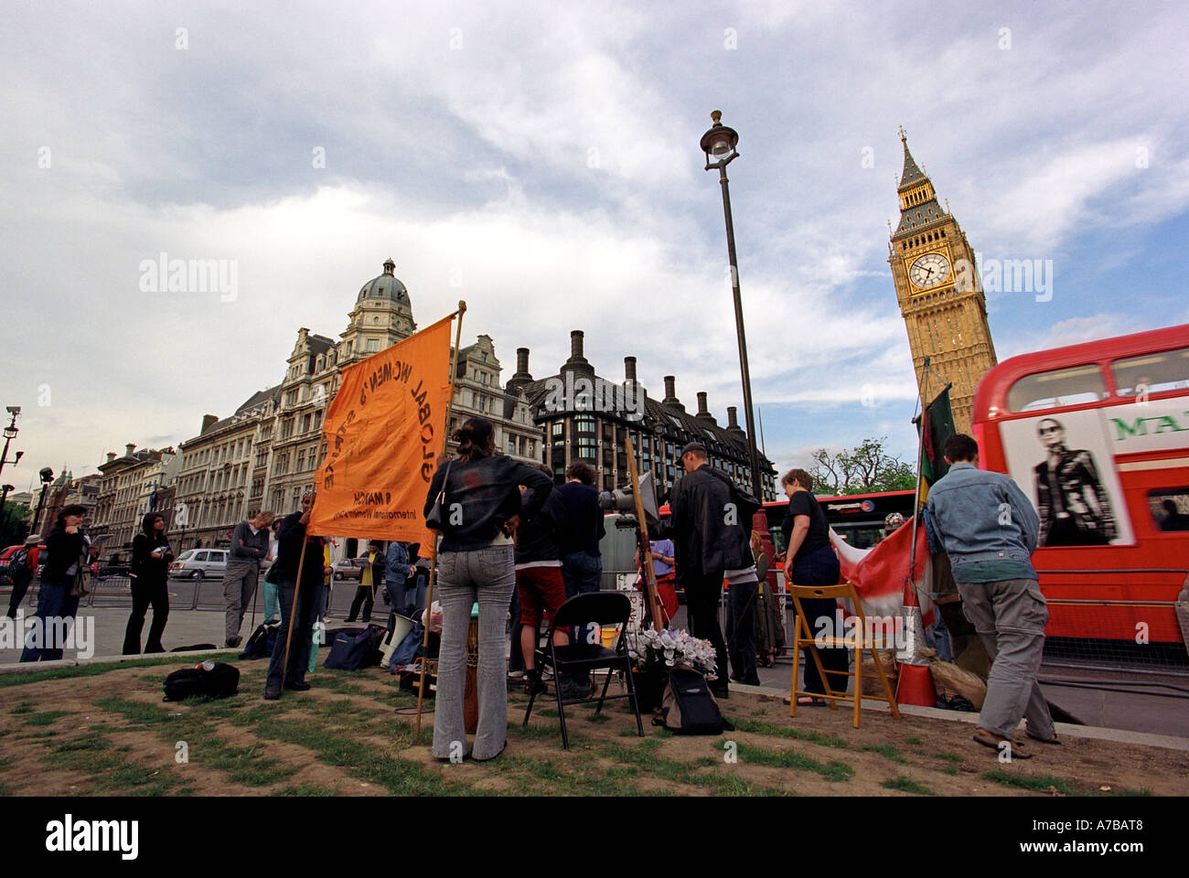 Big Ben and protesters, Parliament Square, London Britain UK Stock ...