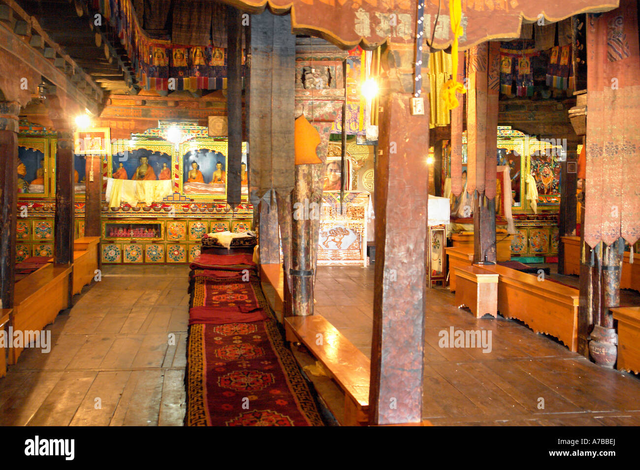Gelukpa temple hi-res stock photography and images - Alamy