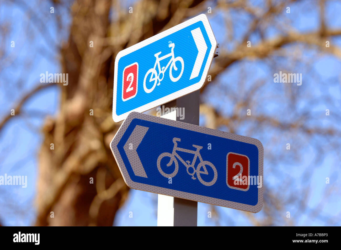 Cycle path sign, Dorset Britain UK Stock Photo - Alamy