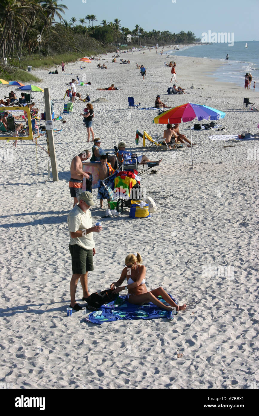 Florida beach scene Naples, Florida Stock Photo - Alamy