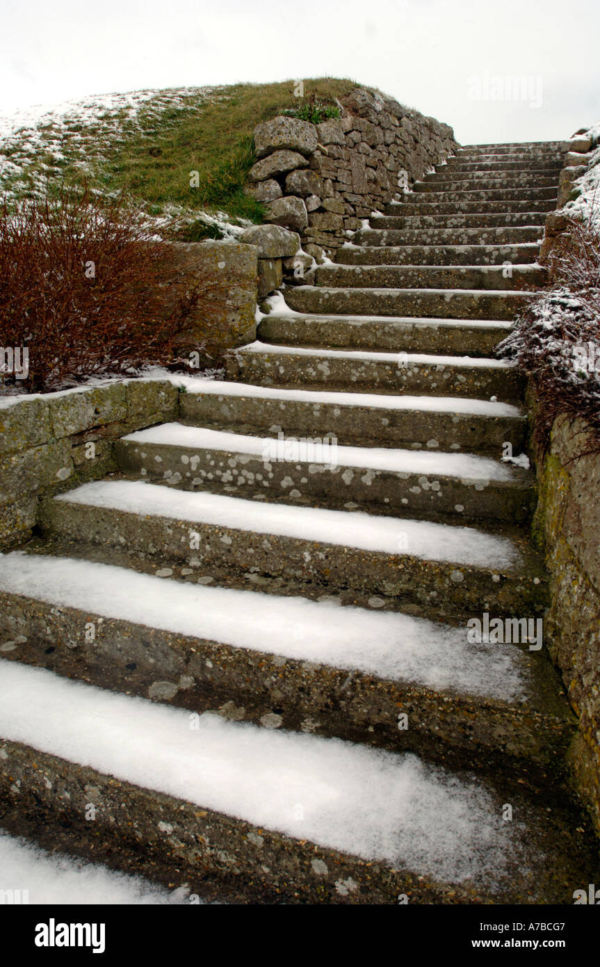 Unsafe steps hi-res stock photography and images - Alamy