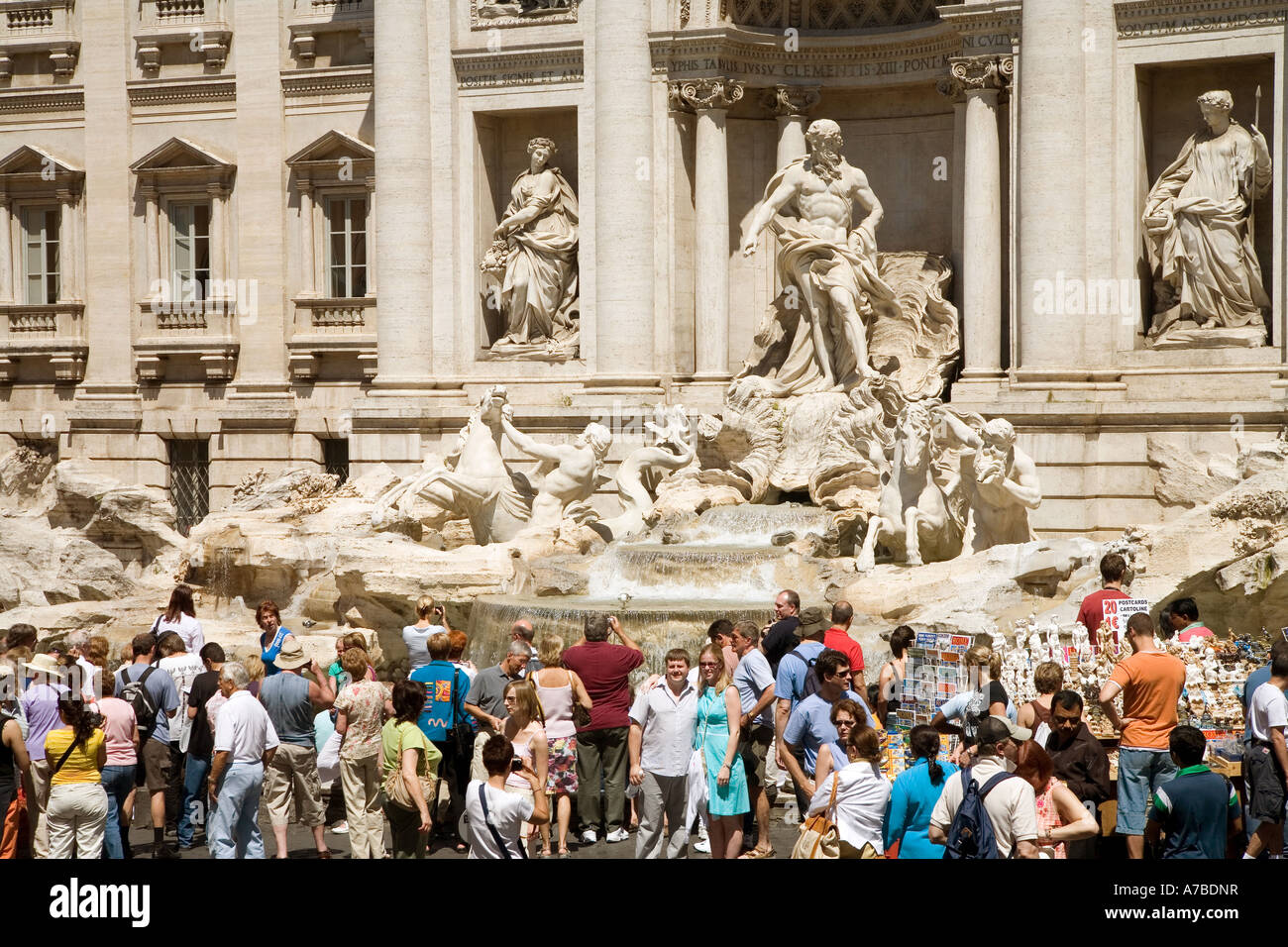 Rome trevi restaurant hi-res stock photography and images - Alamy