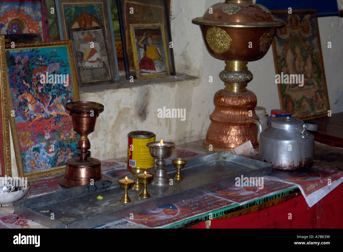 nyingmapa gompa interior Stock Photo - Alamy