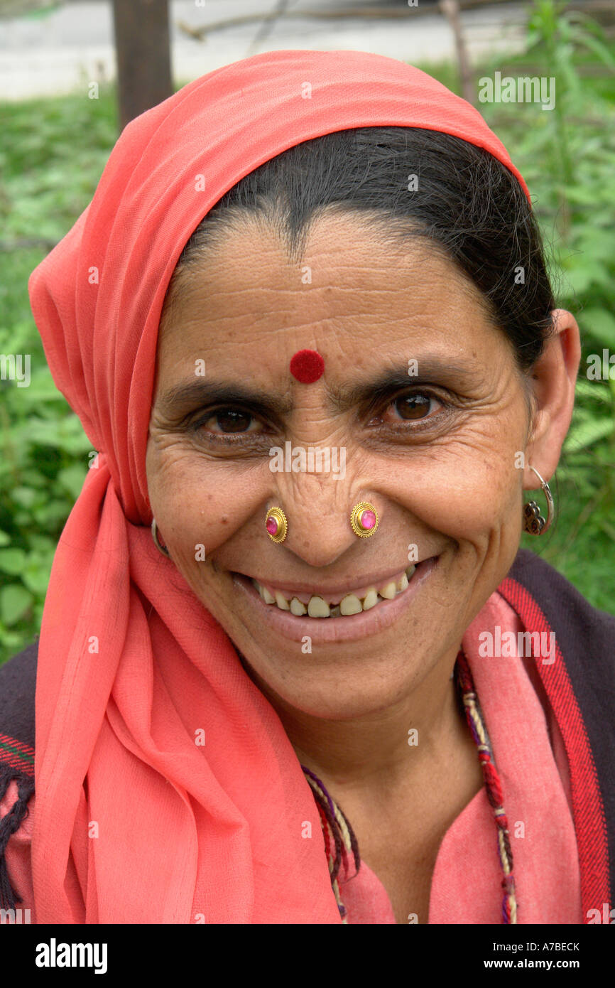 Kullu town hi-res stock photography and images - Alamy