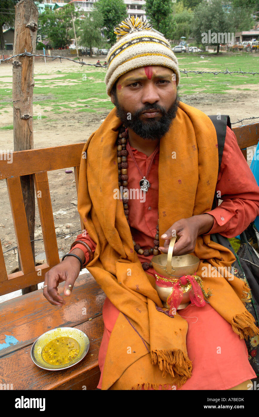 Kullu town hi-res stock photography and images - Alamy