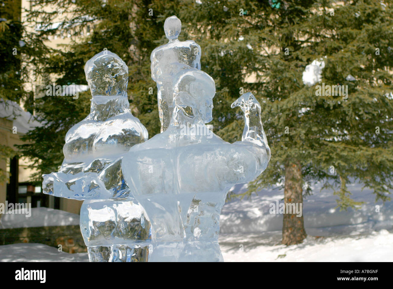 Snow sculpture art forms hi-res stock photography and images - Alamy