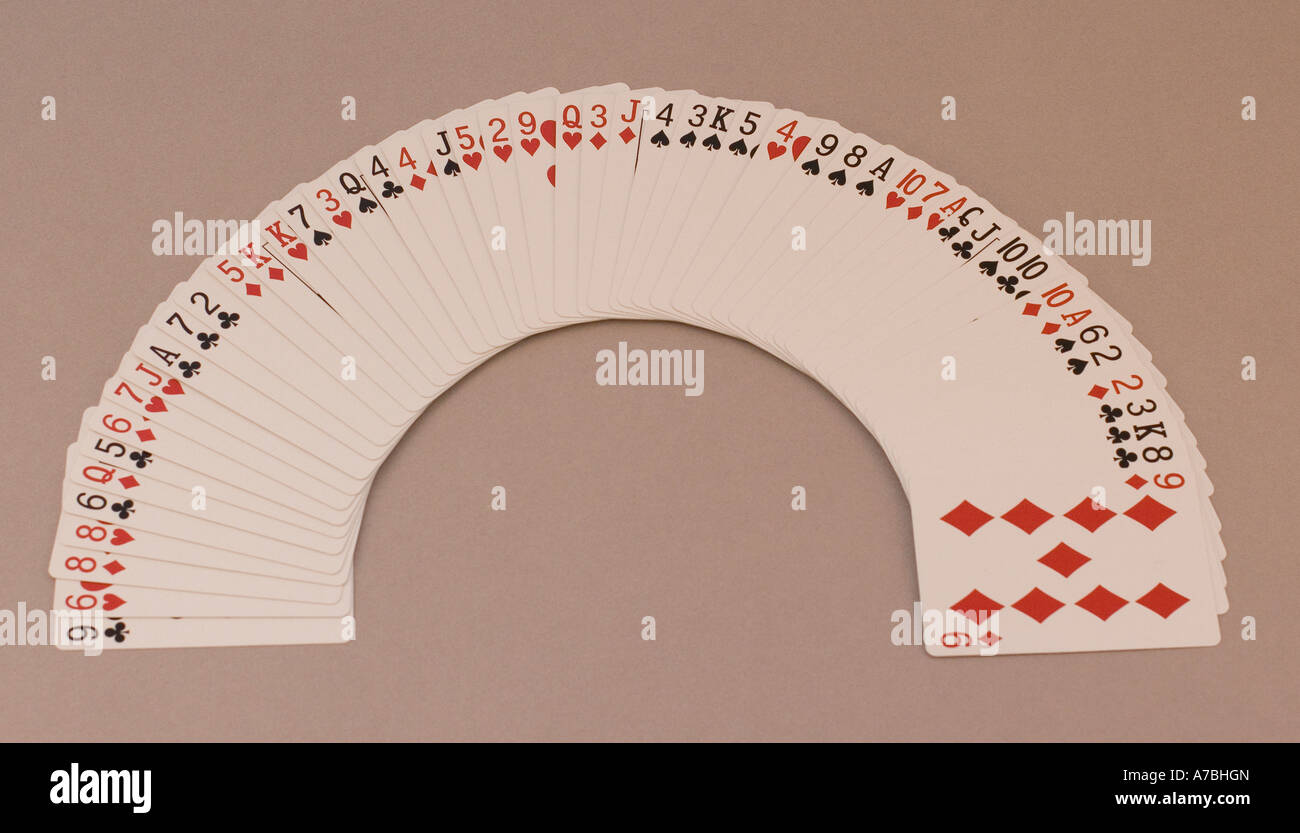 Shuffled cards hi-res stock photography and images - Alamy