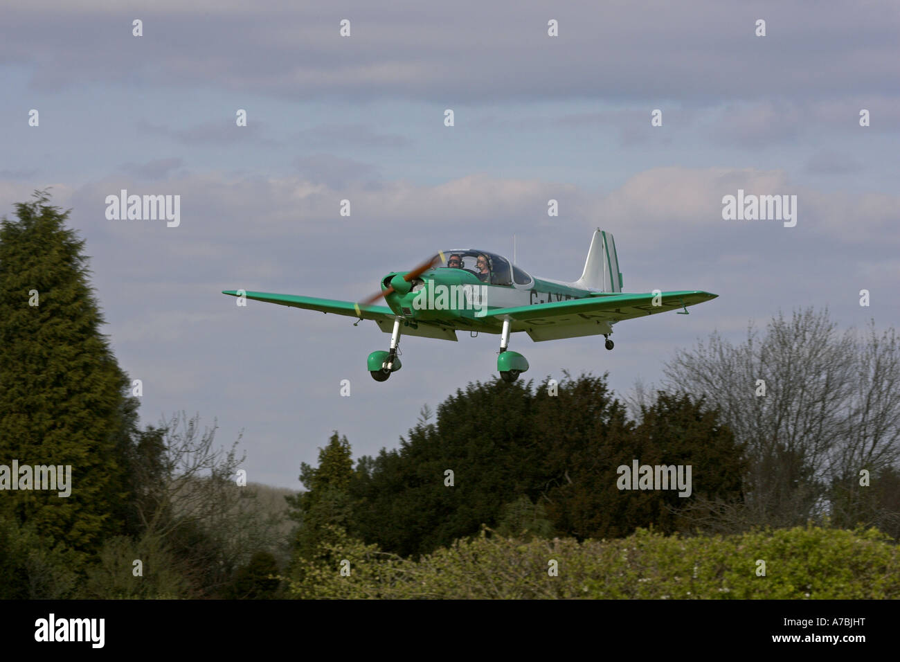 Piel CP301A Emeraude G-AYEC landing at Netherthorpe Airfield, South ...