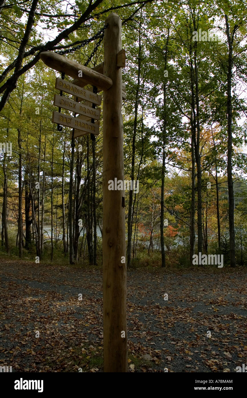 Direction Sign Carriage Road Stock Photo - Alamy