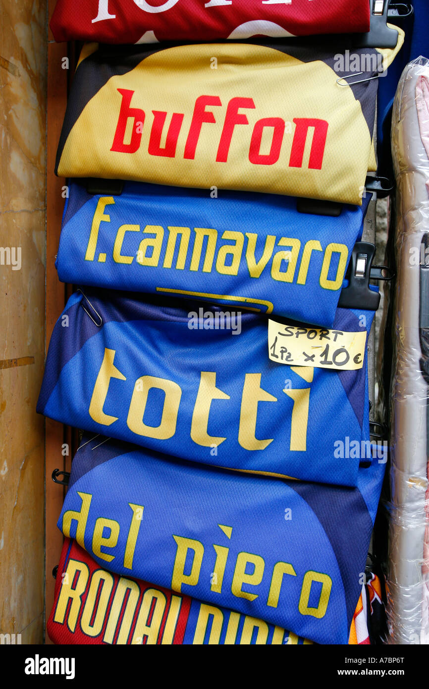 Shirt shop in rome italy hi-res stock photography and images - Alamy