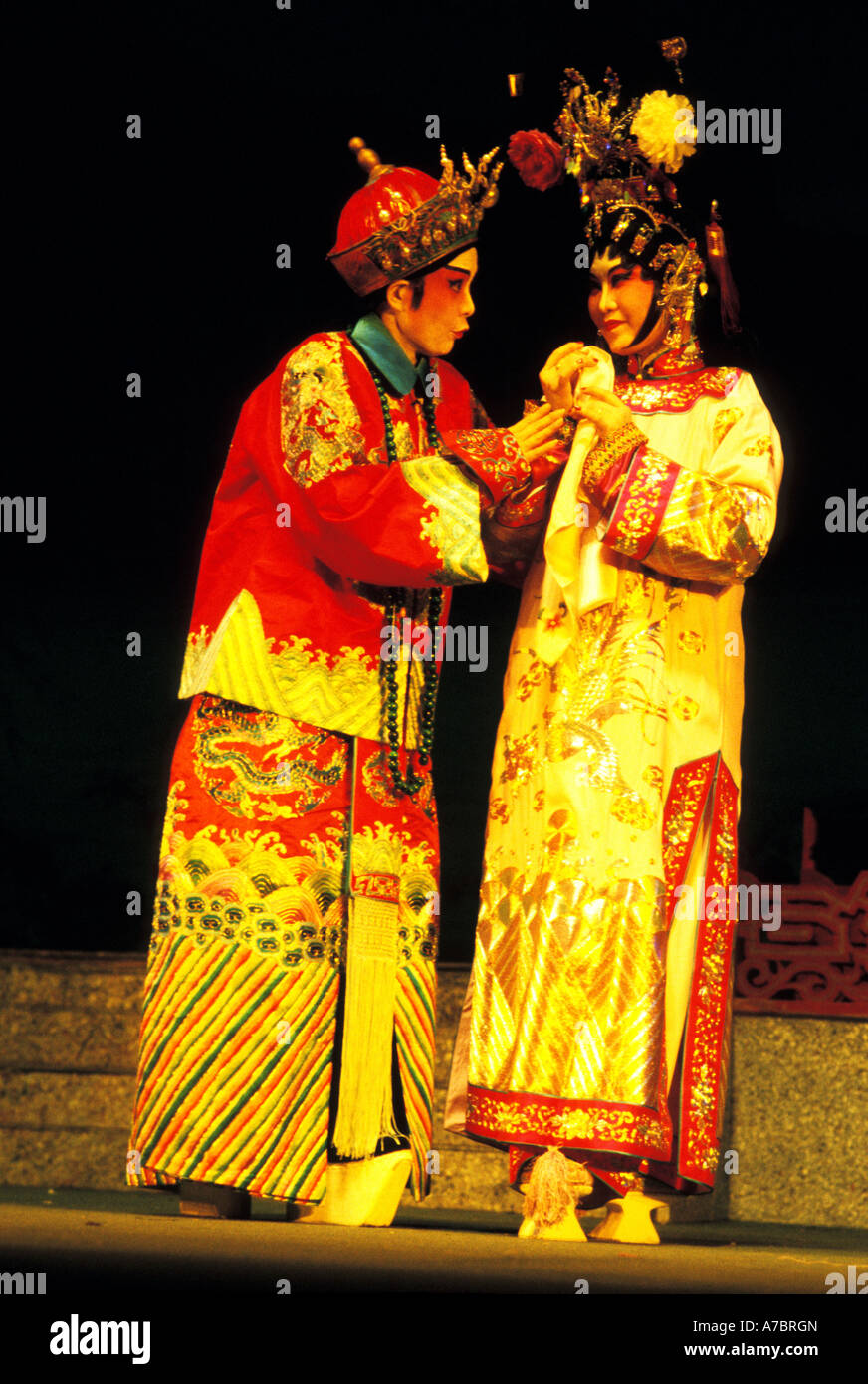 Chinese opera singapore hi-res stock photography and images - Alamy