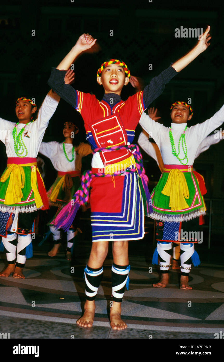 Taiwan Folk Dance Costume